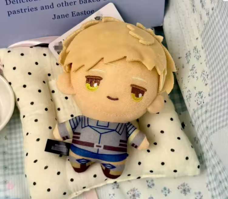 Delicious in Dungeon Laios Plush – DekuGeek.com